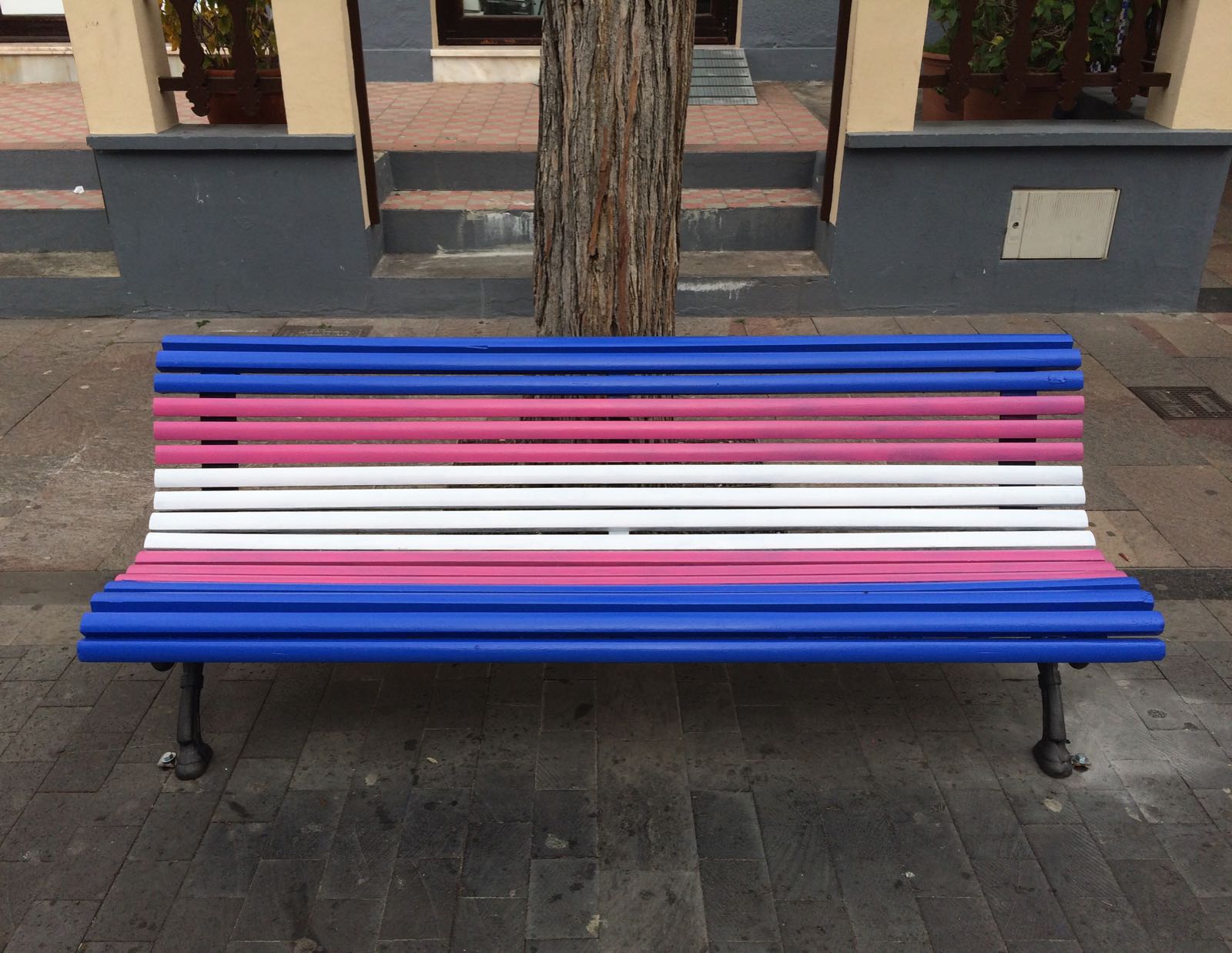 ¿Ya sabes qué significa el banco de colores que hay en Los Llanos? - El ...